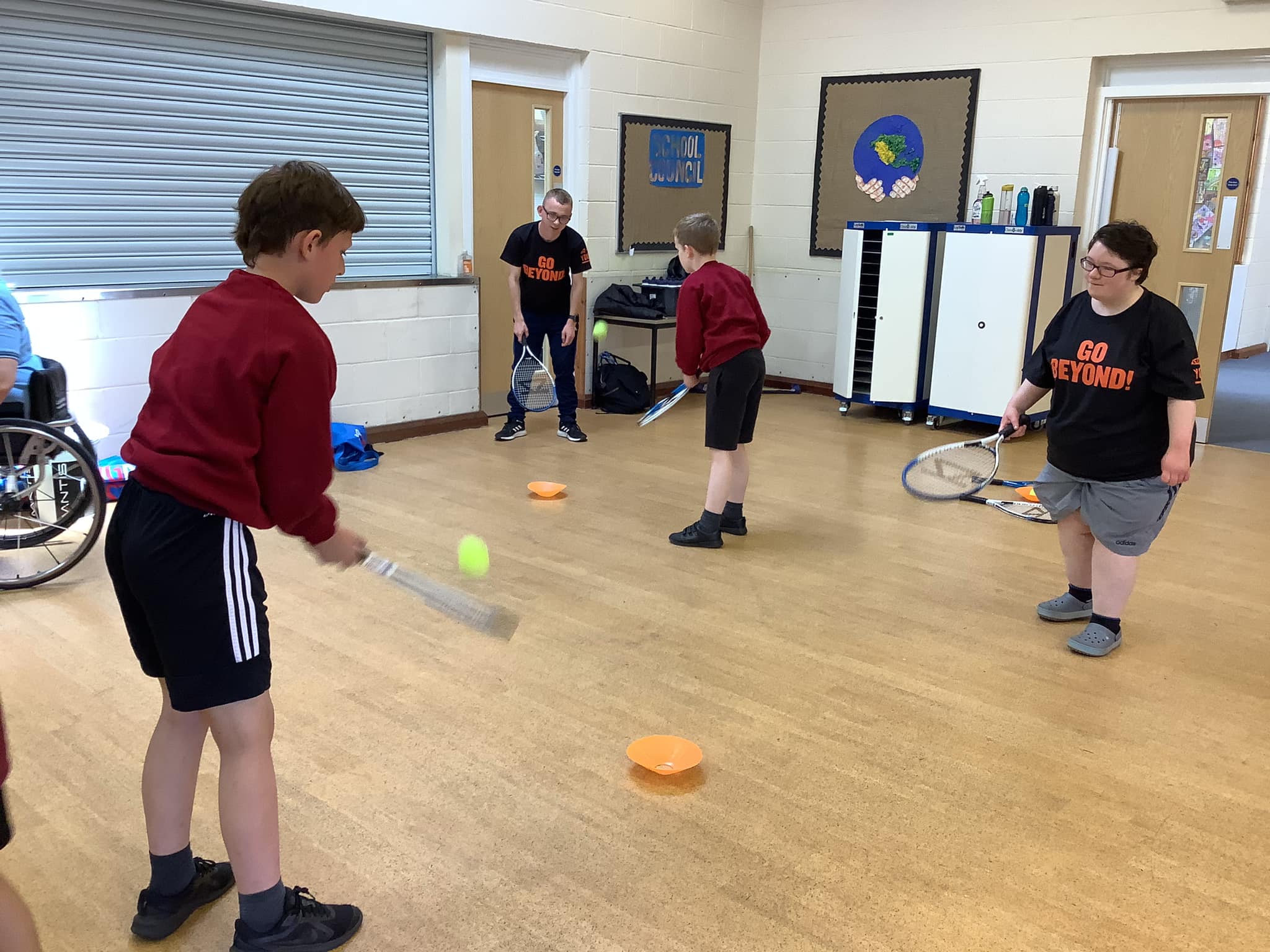 Sports Leaders deliver inclusive tennis session with Paralympian Louise ...